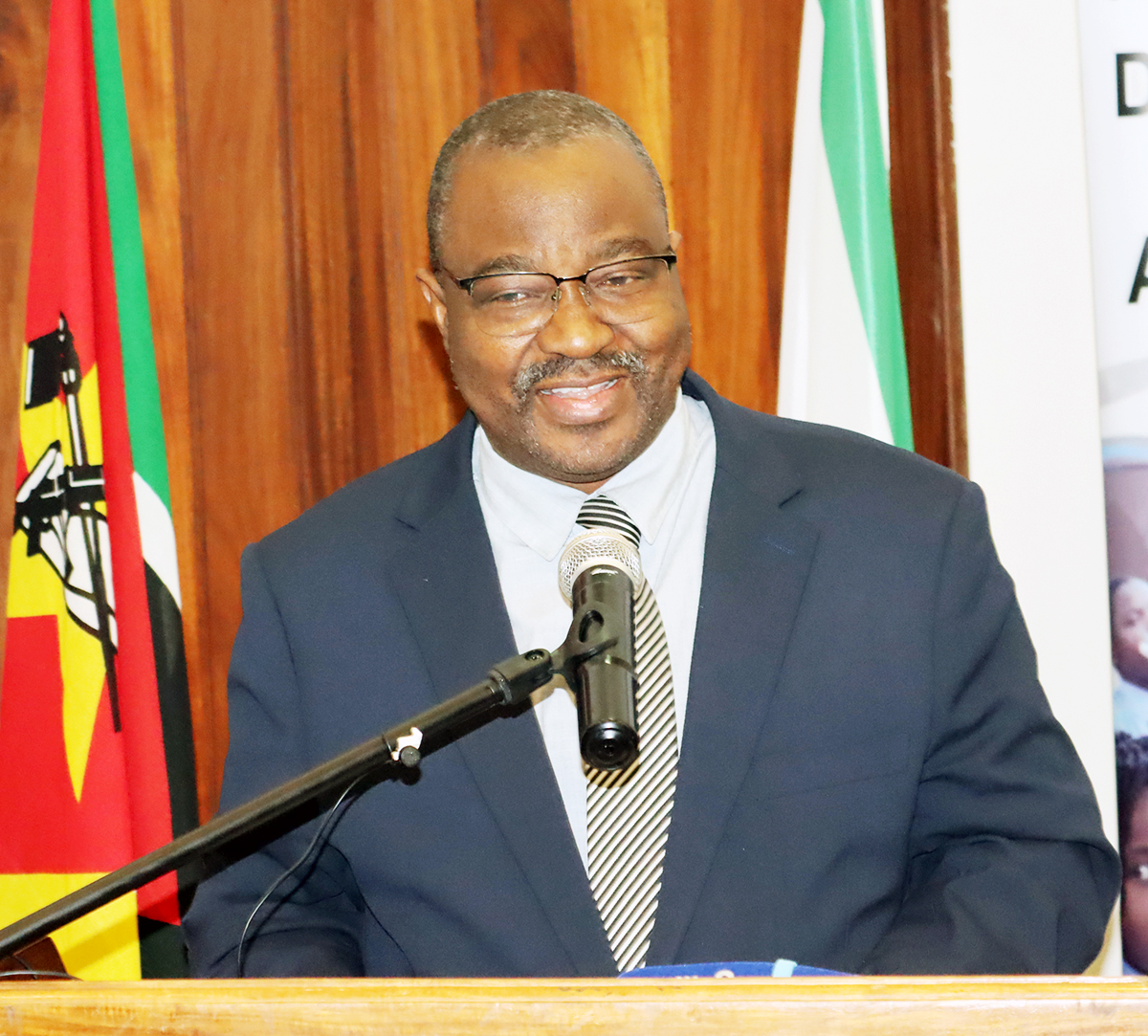 Governo exorta UEM a adequar a formação em Direito aos desafios da era ...